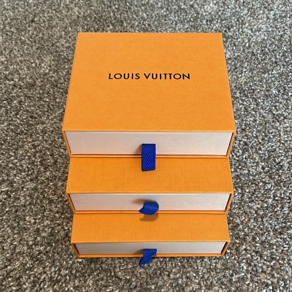 Louis Vuitton | Bags | Louis Vuitton Small Box | Poshmark